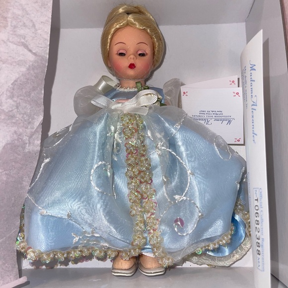 Madame Alexander | Toys | 35625 Stroke Of Midnight Madame Alexander ...